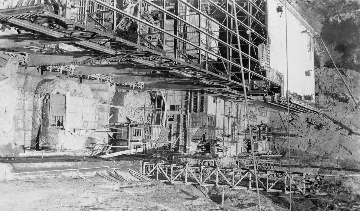 Construction of Arapuni hydro-electric power station - Te Awamutu Museum