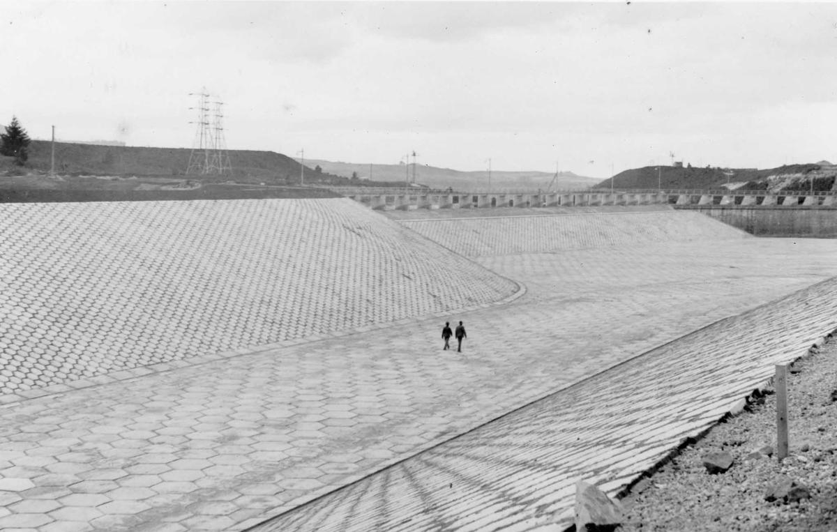 Construction of Arapuni hydro-electric power station - Te Awamutu Museum