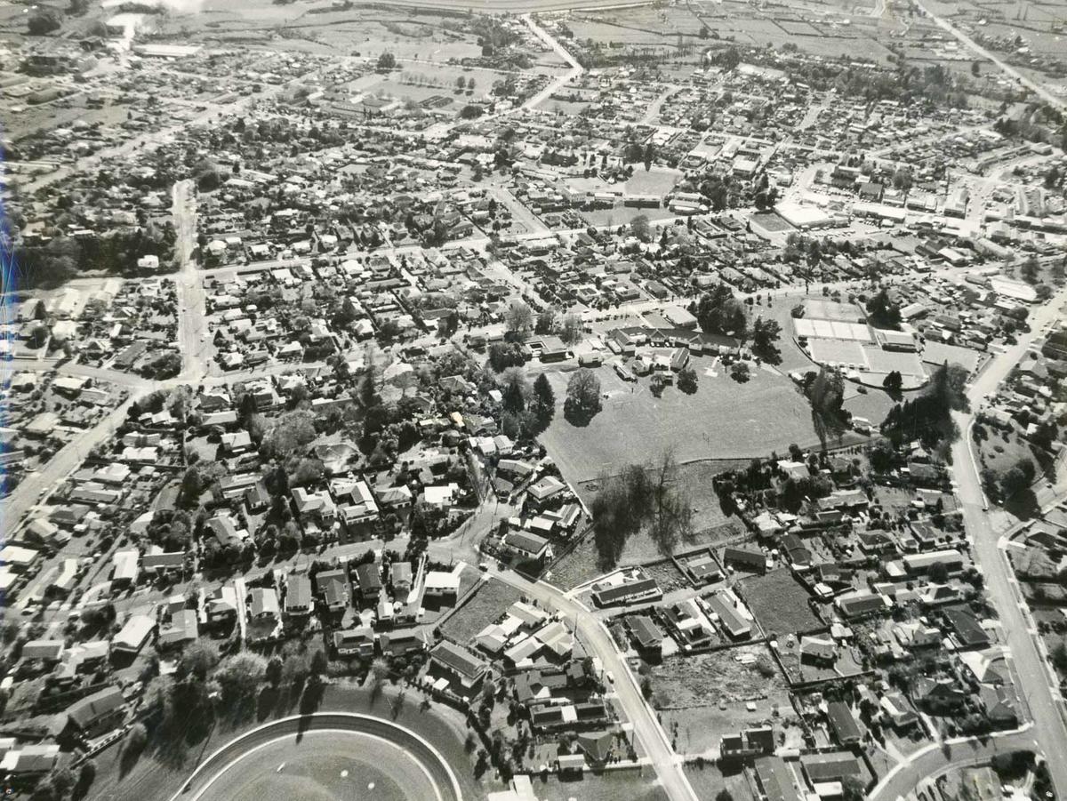 Aerial photograph of Te Awamutu - Te Awamutu Museum