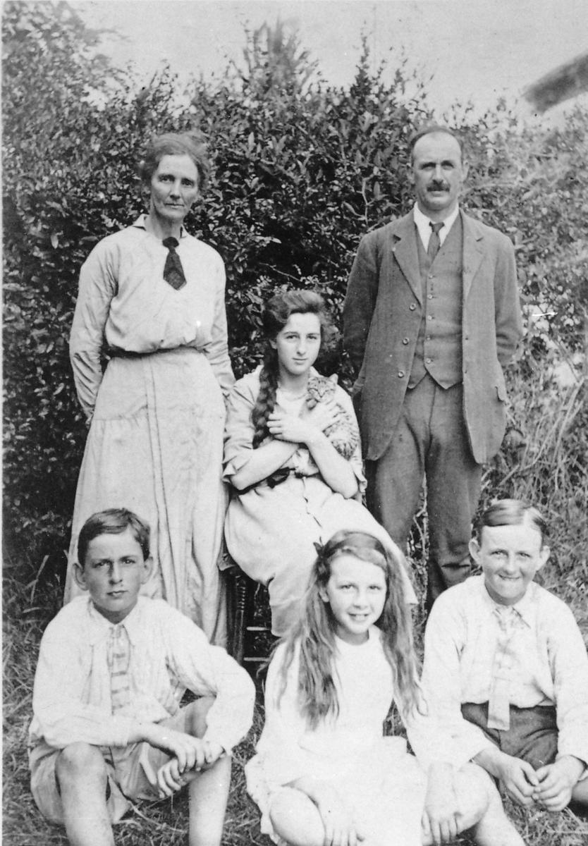 Dixon Family - Te Awamutu Museum